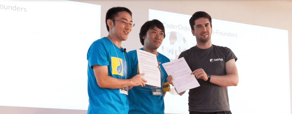 Photo of License Agreement between Foundation and Japan.